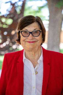 Glenda Wylie, M.S. | Petroleum Engineering Faculty & Staff | Bob L ...